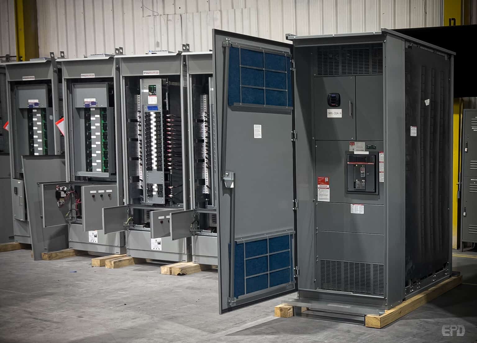 How Many Types of Low Voltage Switchboards Are There? - Electronic ...